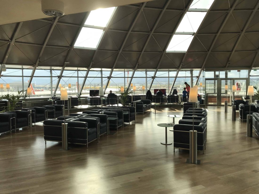 Review: Basel EuroAirport Skyview Lounge