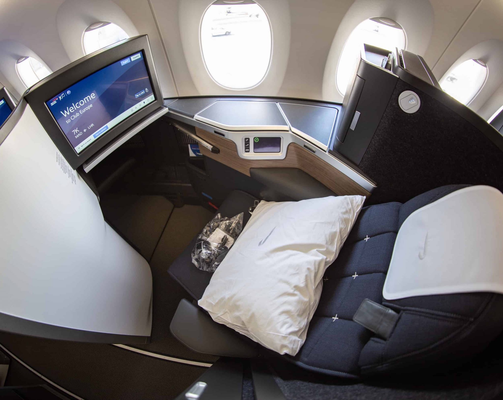 Our Handpicked Dealz of the Week: Dusit Gold Status Match, BA Club ...