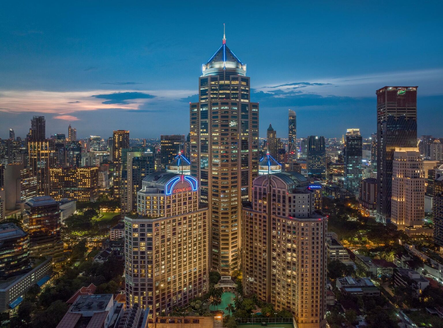 Conrad Bangkok 3-for-2 Deal: Deluxe Corner Room for €116/Night, with ...