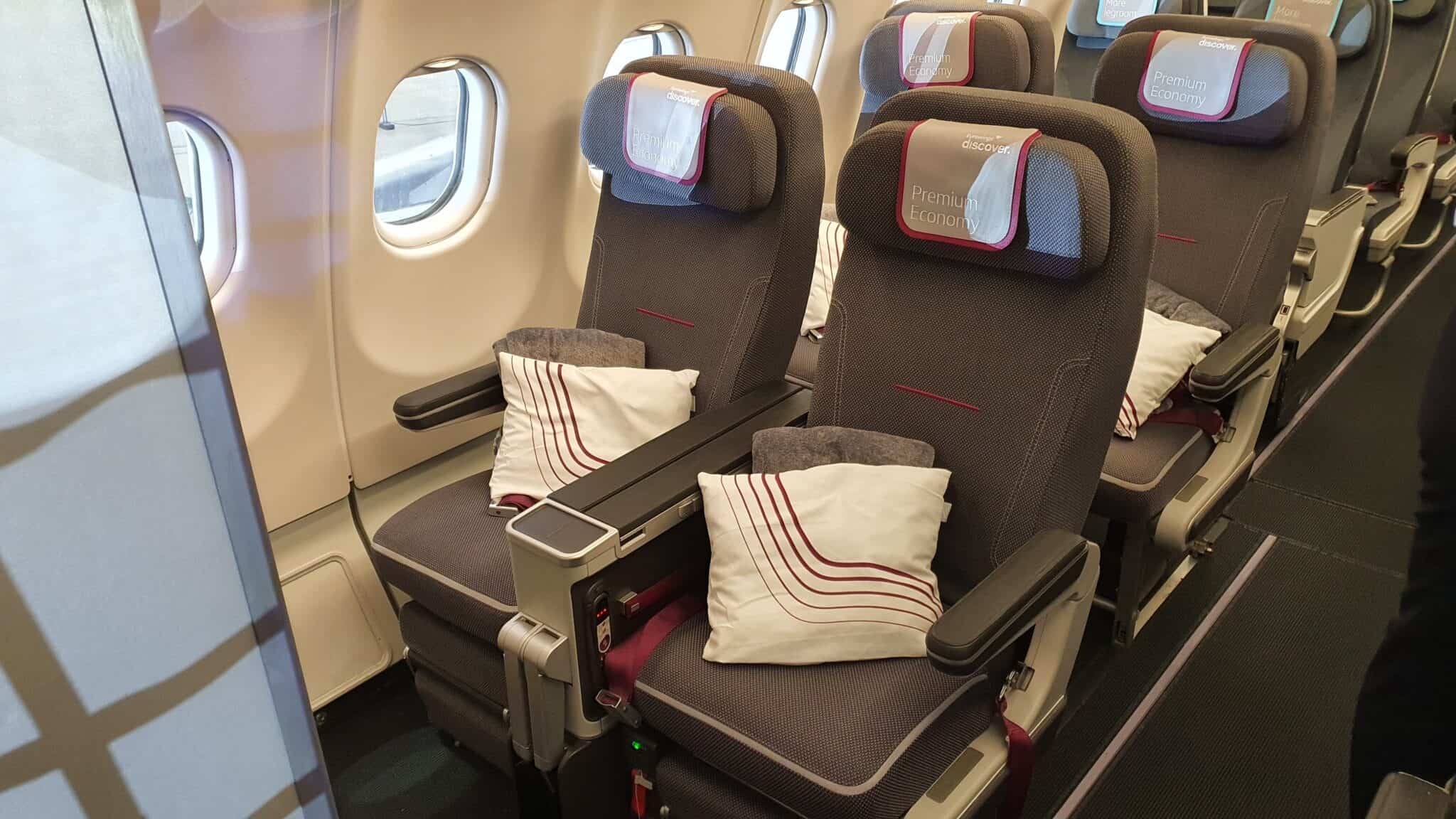 Lufthansa Quietly Raises Prices: New “Light” Fares Cut Benefits and ...