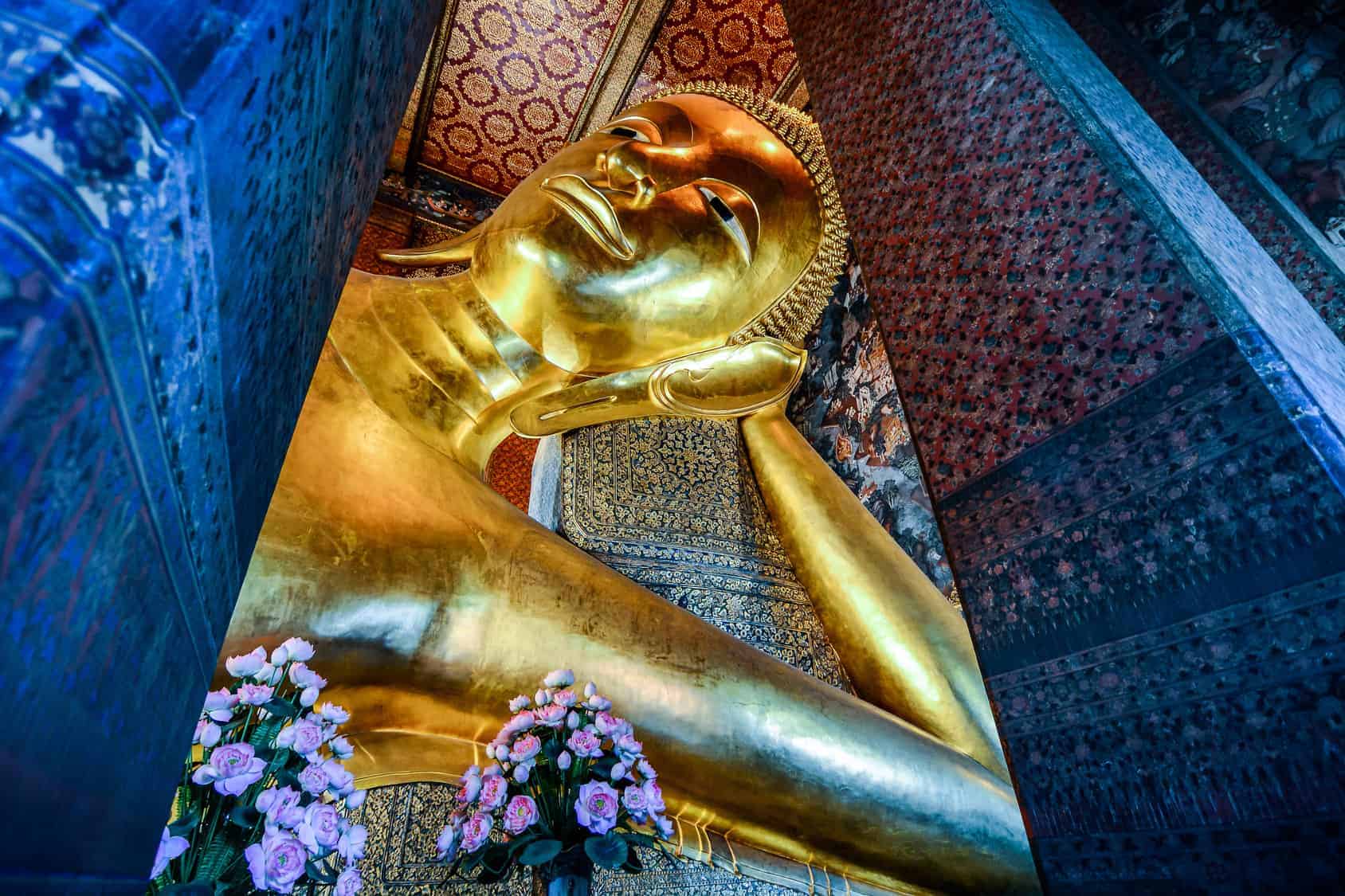 Conrad Bangkok 3-for-2 Deal: Deluxe Corner Room for €123/Night, with ...