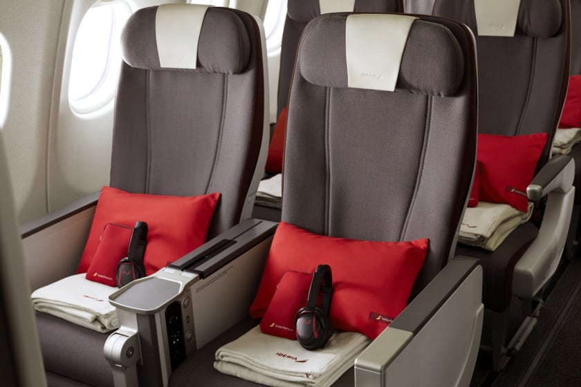 Review of SAS Plus (Premium Economy) in the Airbus A350 (Los Angeles ...