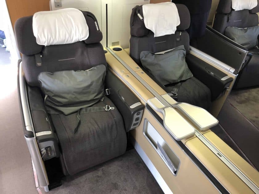 Cheap First Class Flights: 4 Valid Deals & Offers » Travel-Dealz.com