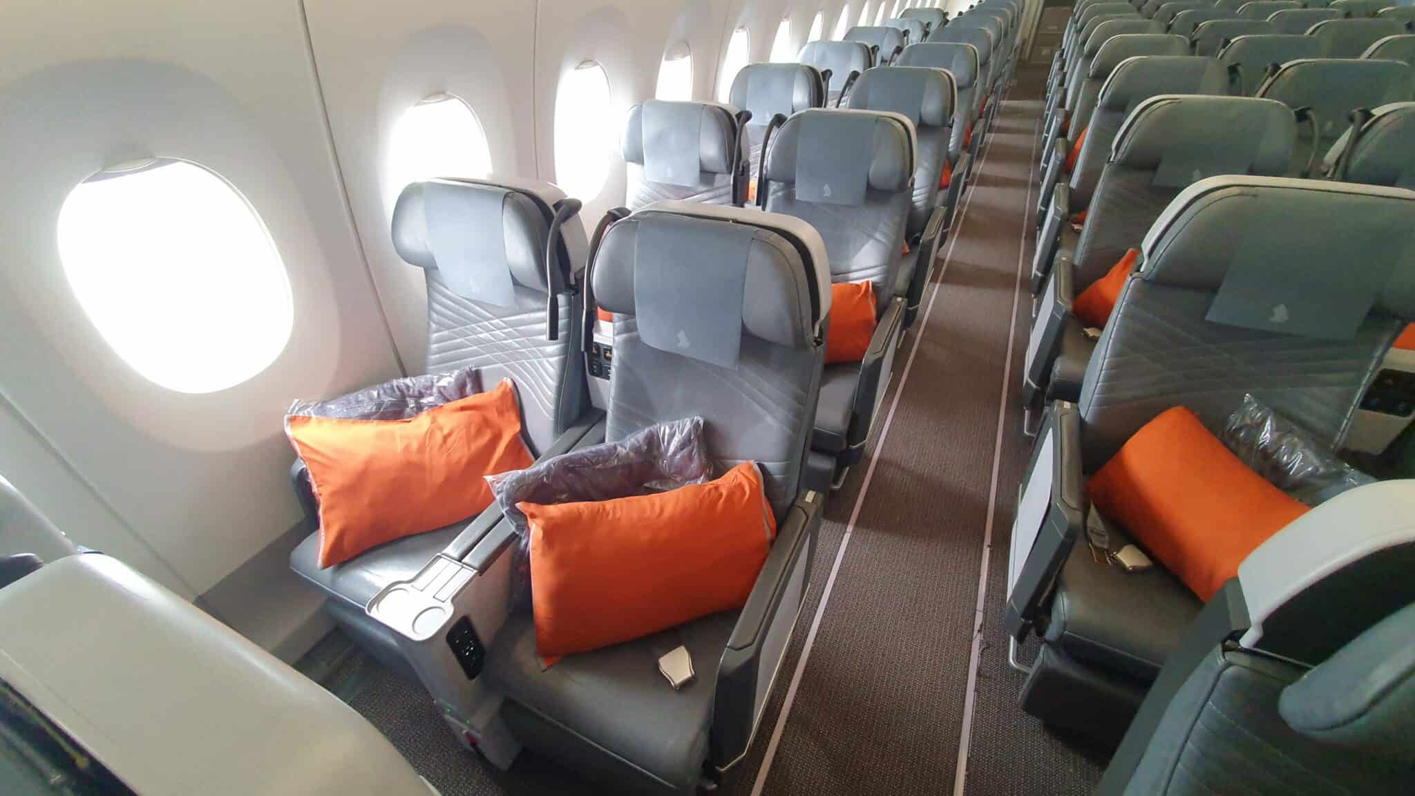 Review of SAS Plus (Premium Economy) in the Airbus A350 (Los Angeles ...