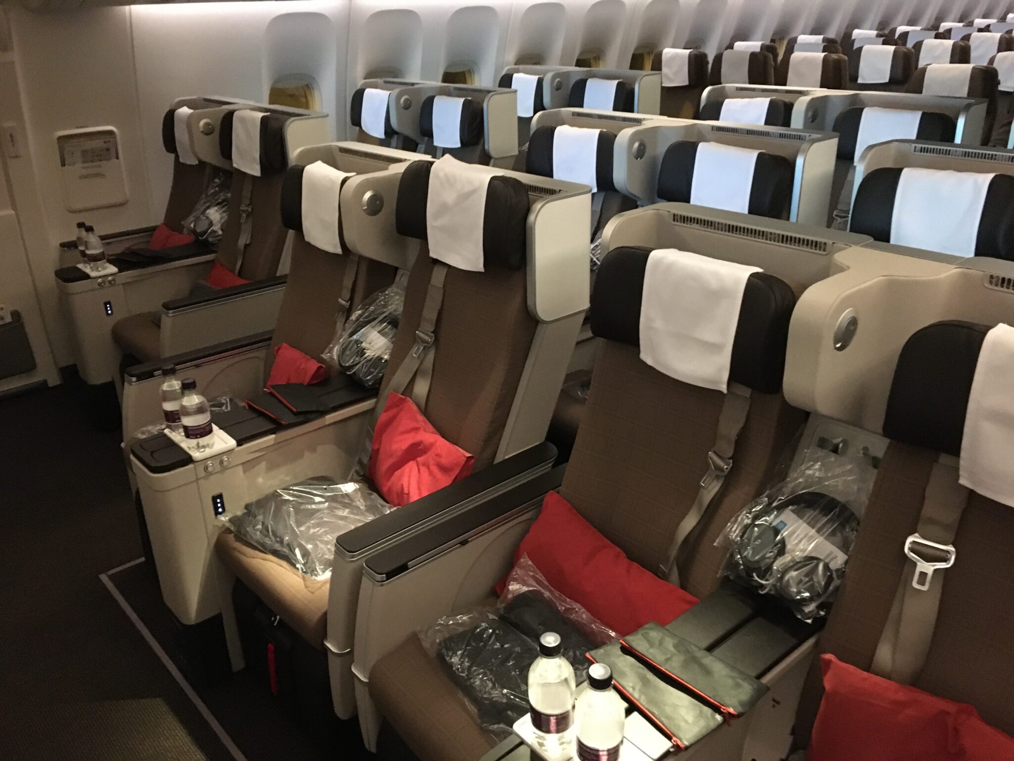 The Emphasis is on "Premium": Review of the New Swiss Premium Economy
